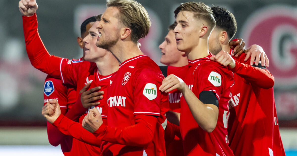 FC Twente levert twee spelers aan het AD Elftal van… | Twentefans.nl