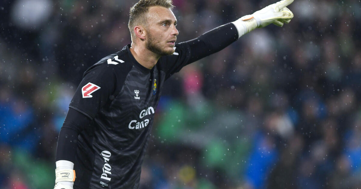 Cillessen terug op Nederlandse velden: "Ik moet fit blijven" | Ajax1