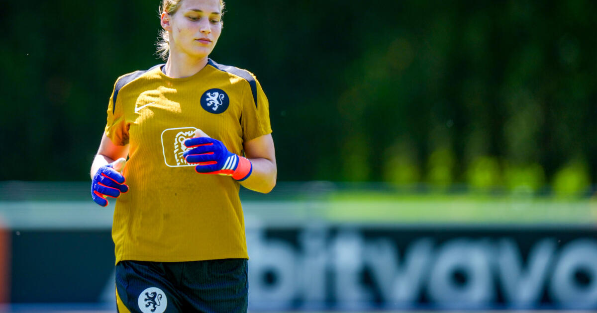 Regina van Eijk eerlijk na blunder: "Voelde me… | Vrouwenvoetbalnieuws