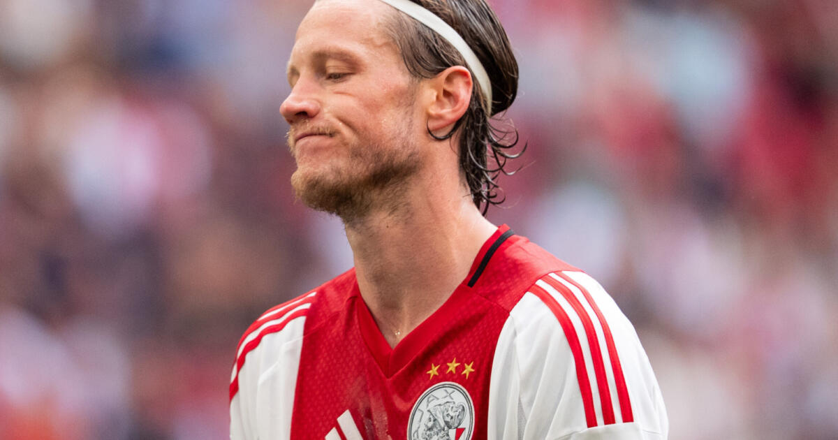 'Weghorst op weg naar tweede plan?' "Hij krijgt de voorkeur" | Ajax1