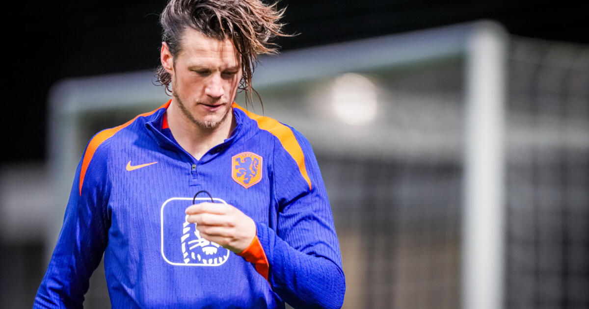 Oranje opstelling bekend: Koeman kiest voor Weghorst in de… | Ajax1