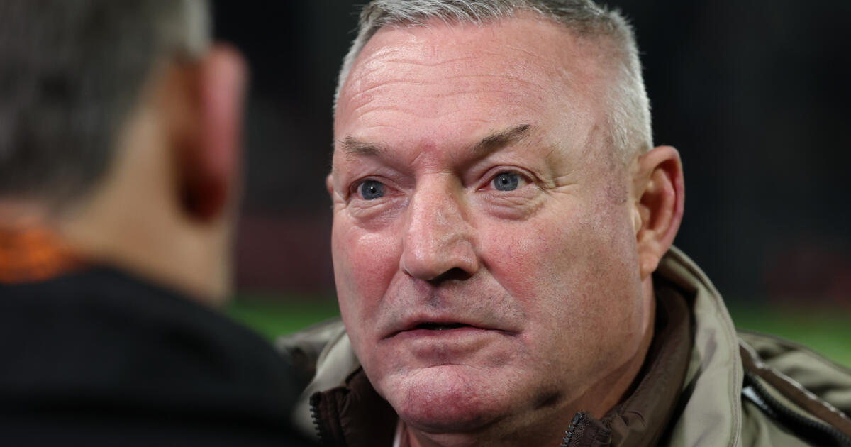 Ron Jans in 'tirade' over Heitinga: "We moeten hiermee… | Ajax1