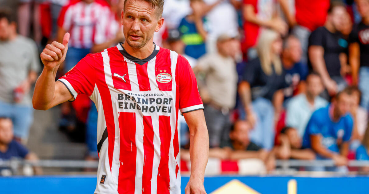 De Jong furieus: "We zeiden dat ook in de rust tegen elkaar" | PSVFans