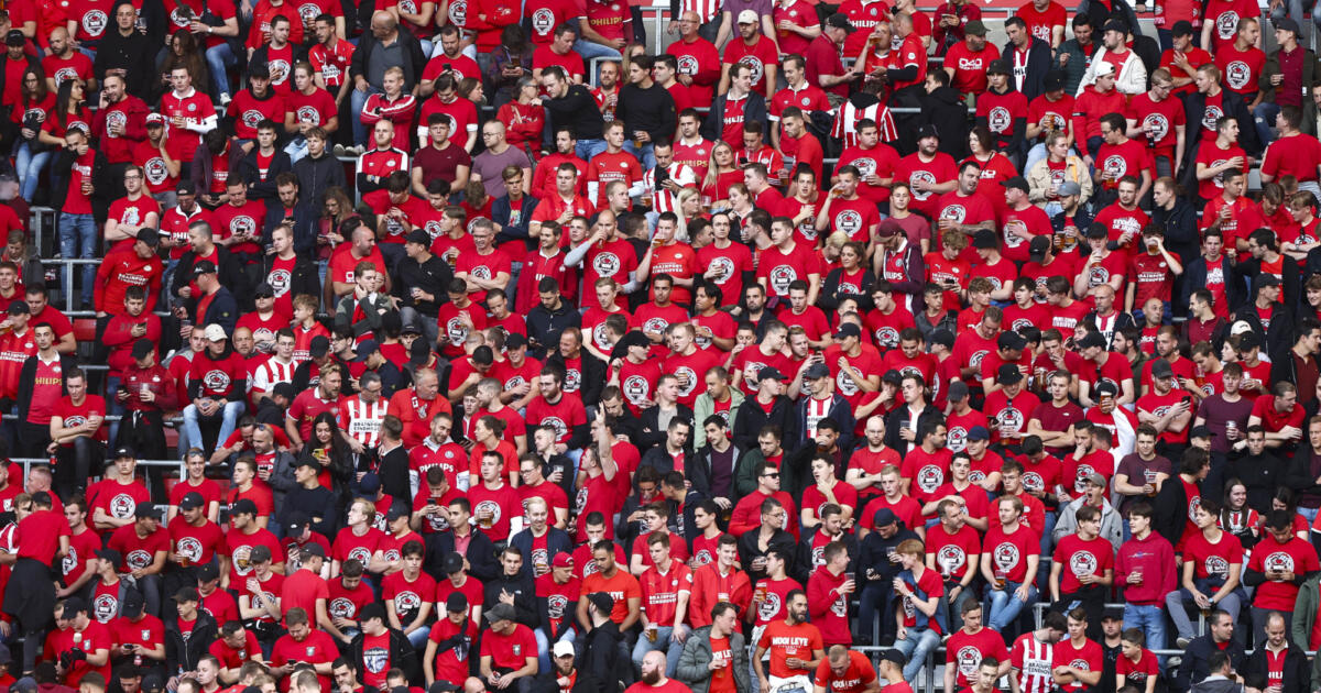 Minuut stilte voorafgaand aan Champions League-duel met… | PSVFans