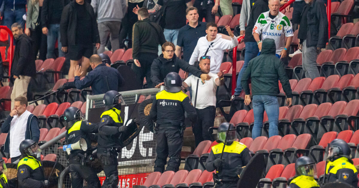 "Opgefokte hooligans dringen juist binnen voor een… | Twentefans.nl