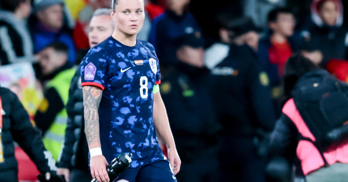 "Vrouwenvoetbal krijgt al onevenredig veel aandacht op tv" | Ajax1