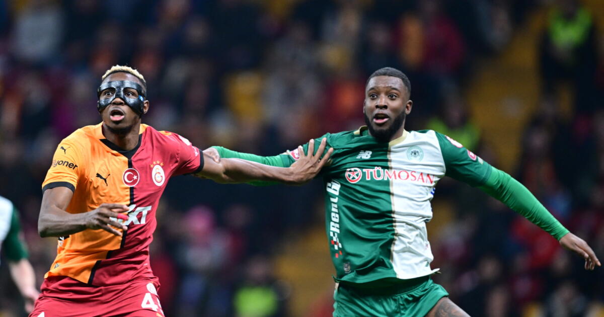 Riechedly Bazoer naar FC Twente? "Ze hebben een… | Twentefans.nl