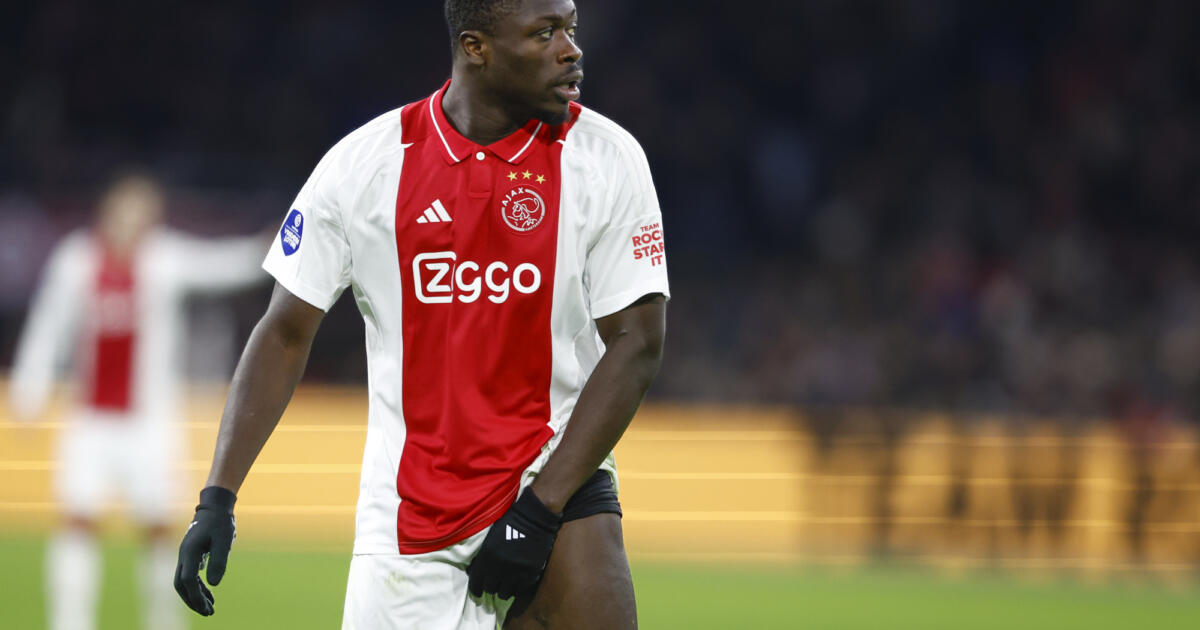 Brian Brobbey knijpt Wouter Goes in zijn ballen: "Vreemde… | Ajax1