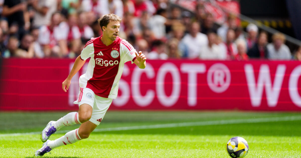 Youri Regeer vergeleken met Real Madrid-speler: "Dat kan… | Ajax1