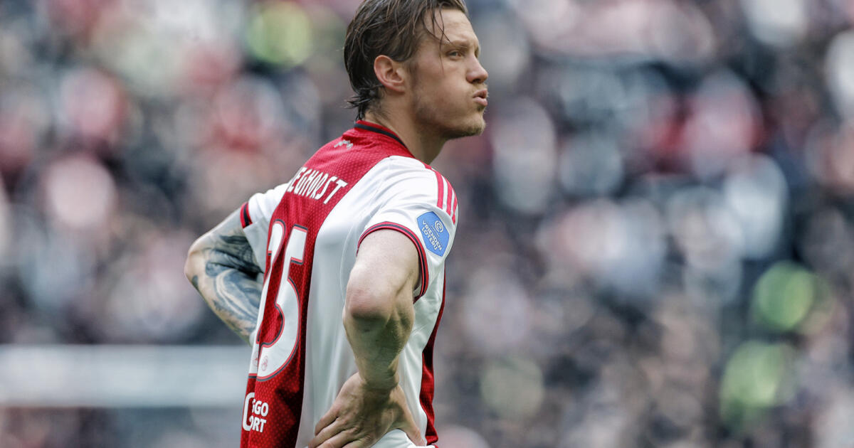 VIDEO | Wout Weghorst belachelijk gemaakt in reclame Albert… | Ajax1