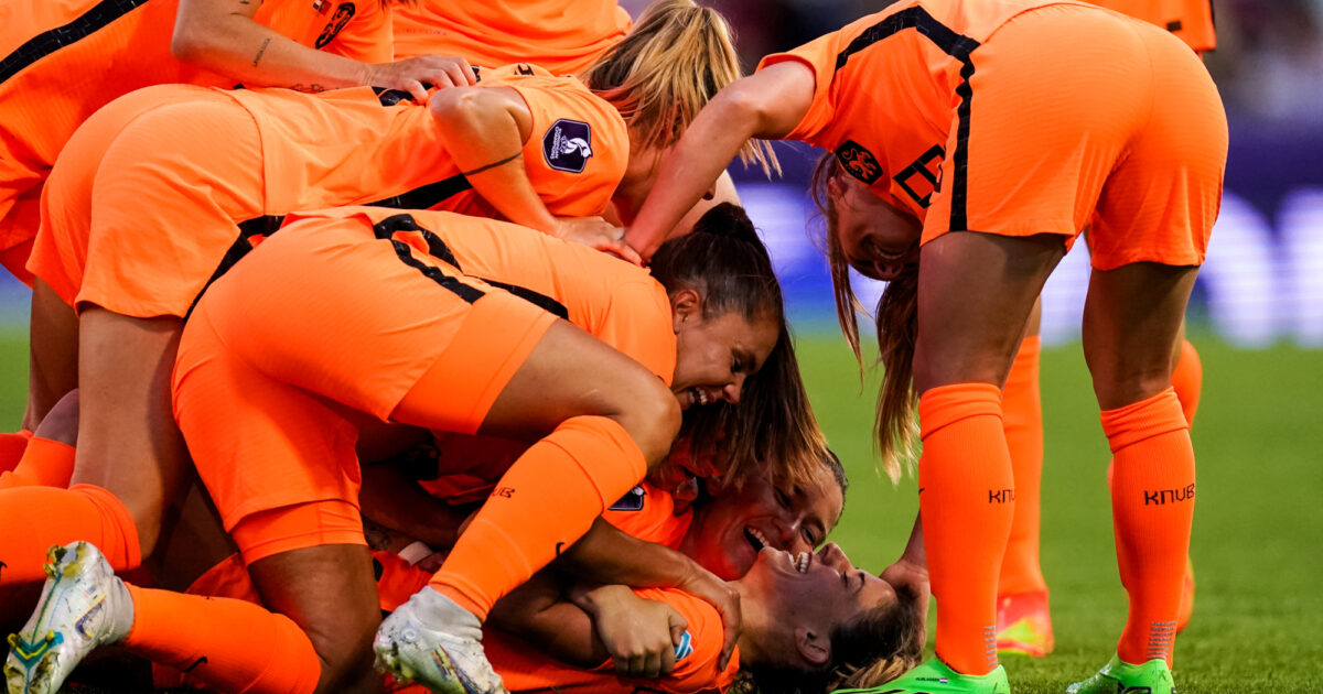 Samenvatting: Van de Donk schiet Oranje op… | Vrouwenvoetbalnieuws