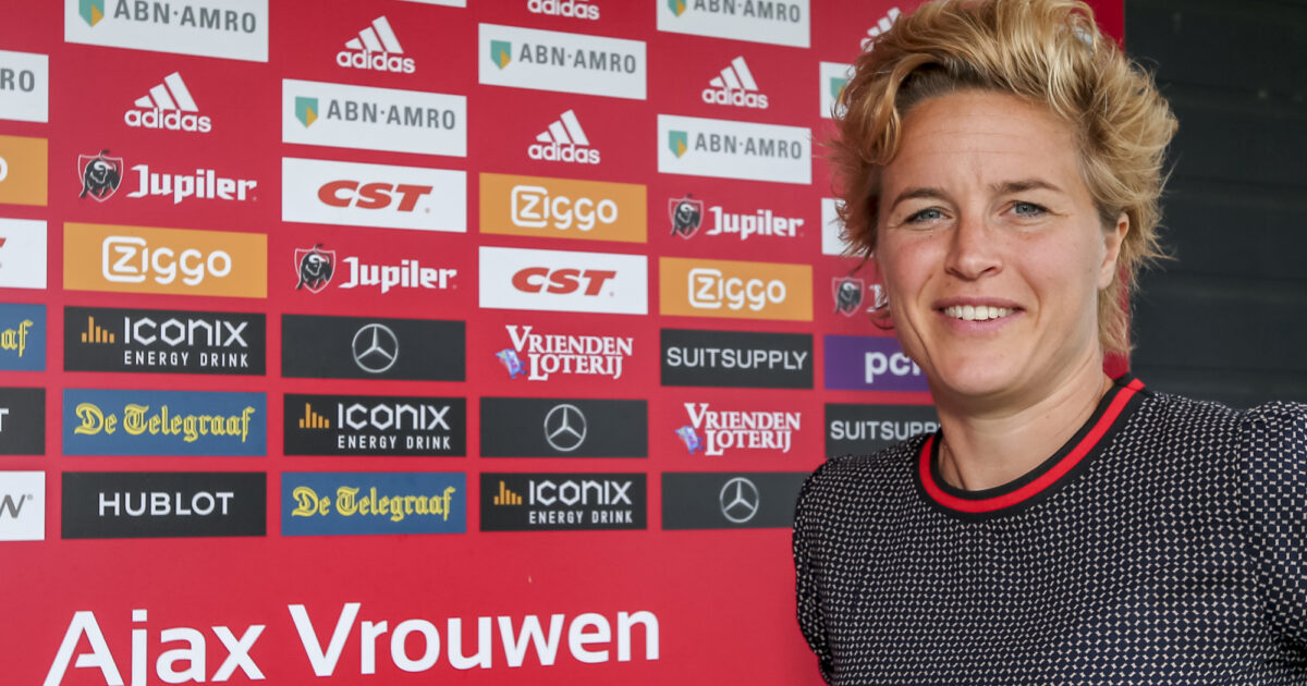Ajax haalt verschillende ex-internationals… | Vrouwenvoetbalnieuws