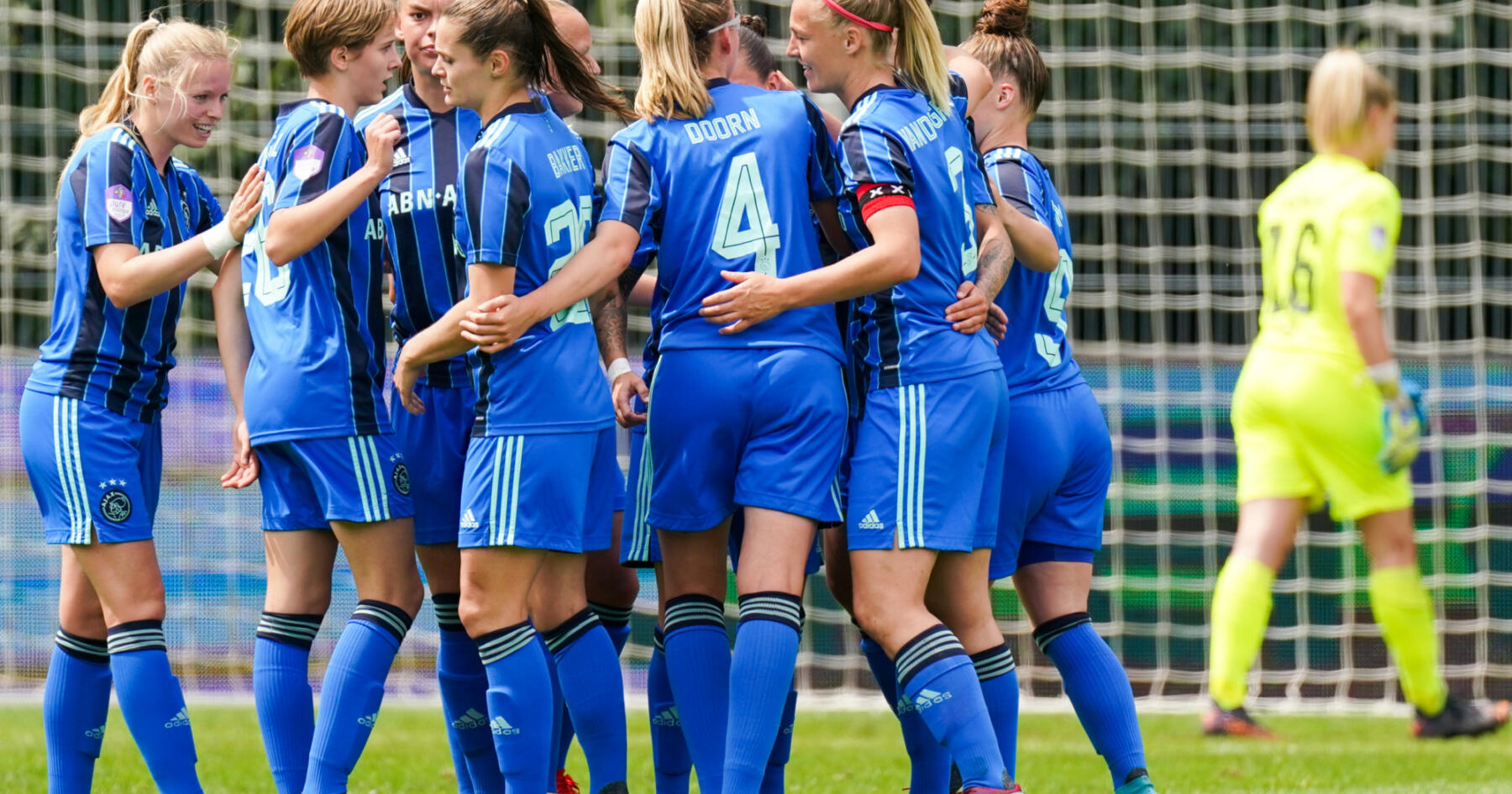 Ajax verslaat PSV in eerste halve finale van… | Vrouwenvoetbalnieuws