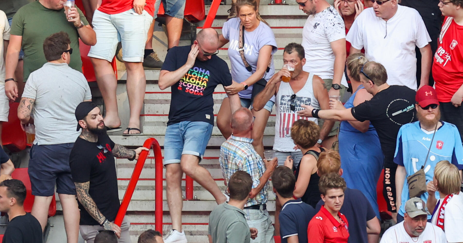 FC Twente-fans waren onveilig: "Enkelen hebben letsel… | Twentefans.nl