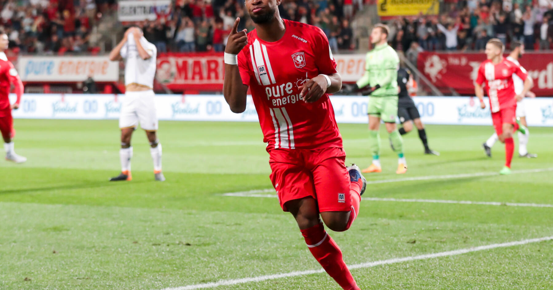 VIDEO | Samenvatting: FC Twente scoort vier keer… | Twentefans.nl