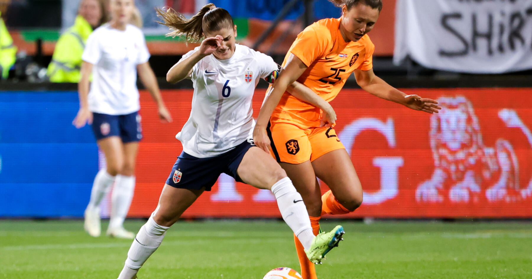 Kalma in basis Oranje? "Op papier ontlopen ze elkaar… | Twentefans.nl