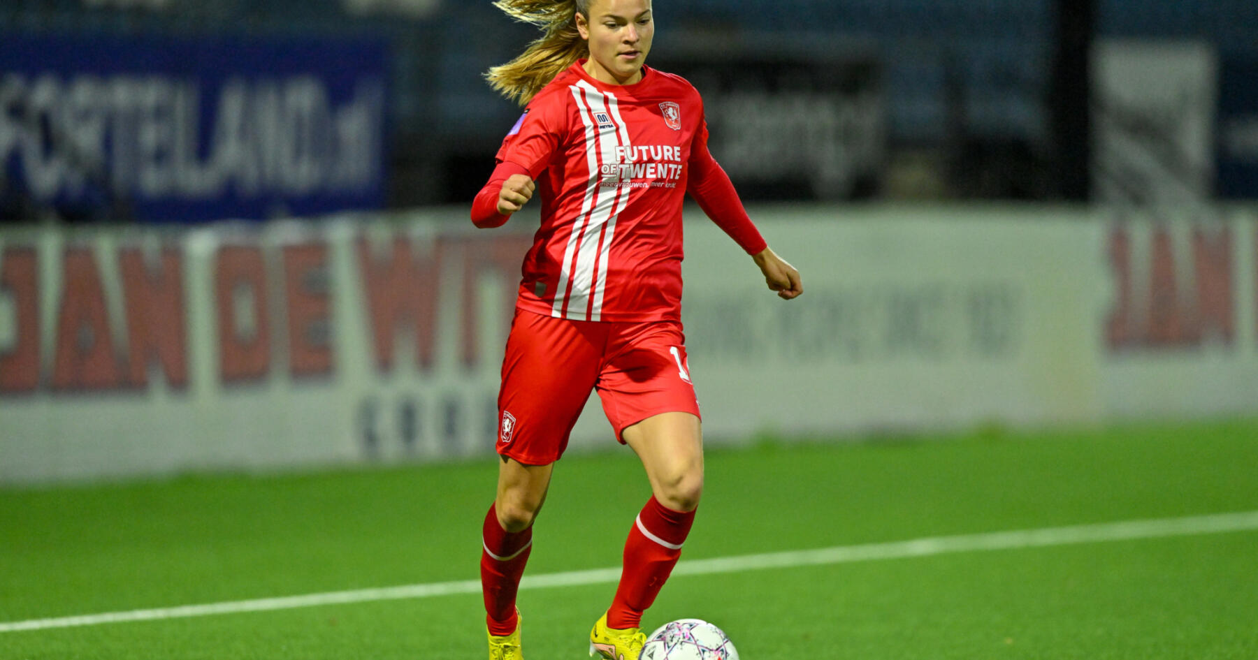 Van Dooren open: "Die twee ballen in de lucht… | Vrouwenvoetbalnieuws