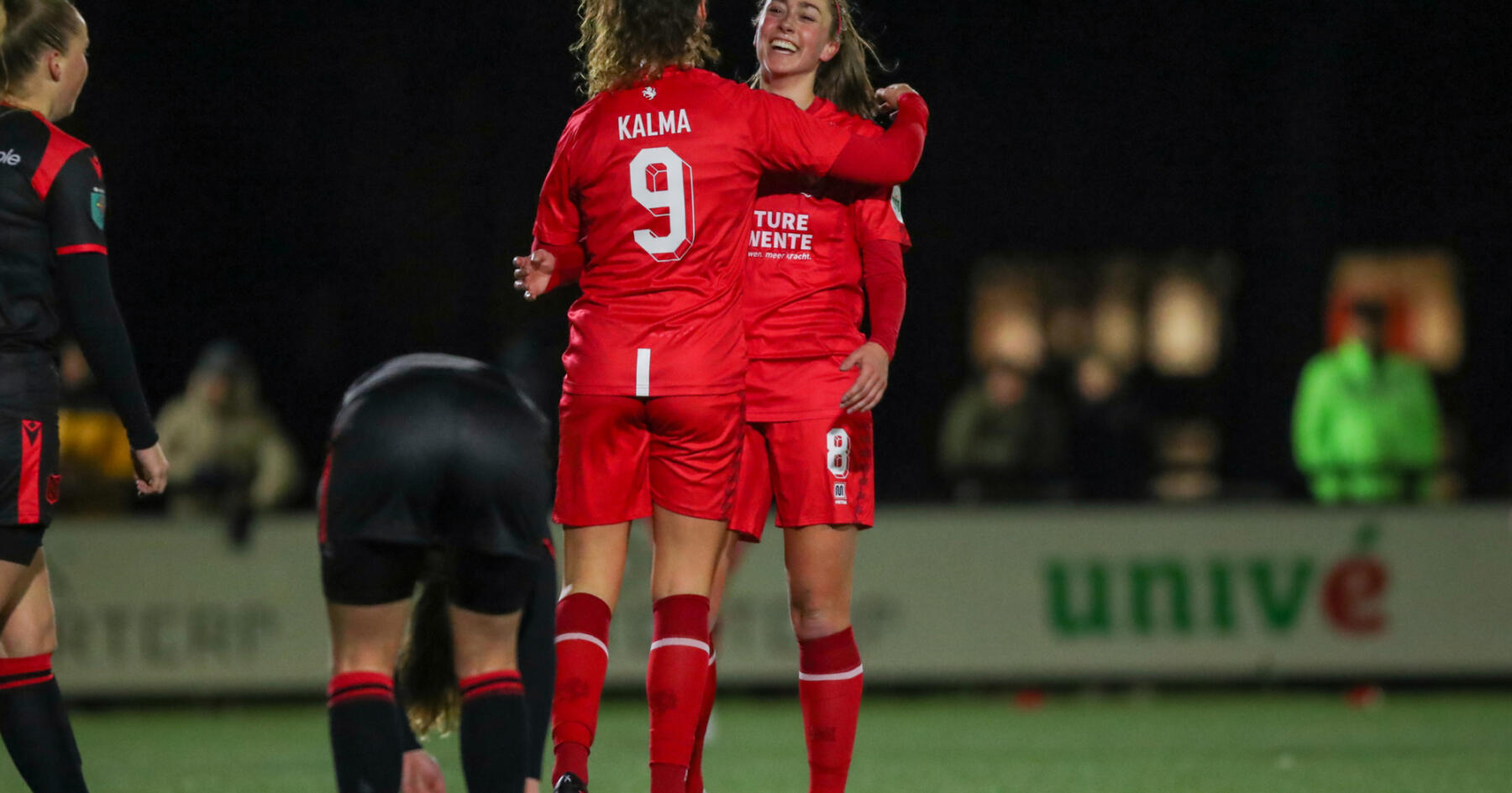 Fenna Kalma maakt indruk: "We hoeven er niet omheen… | Twentefans.nl