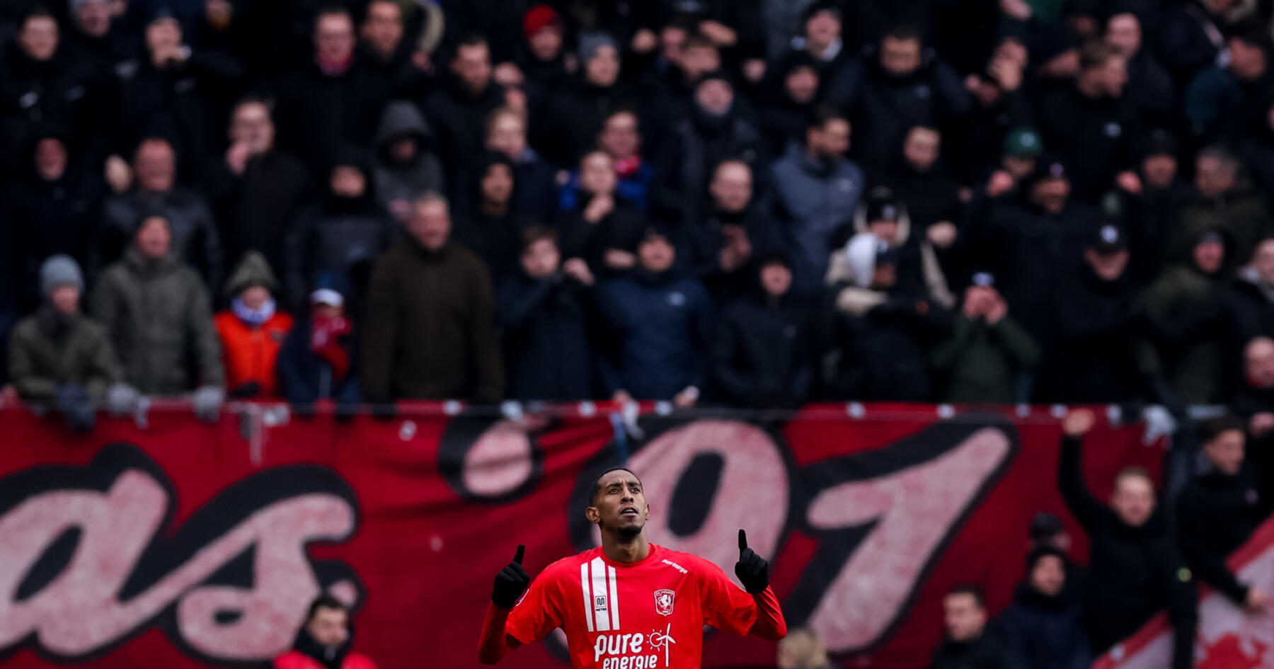 Vertrekt Joshua Brenet bij FC Twente? "Er zijn… | Twentefans.nl