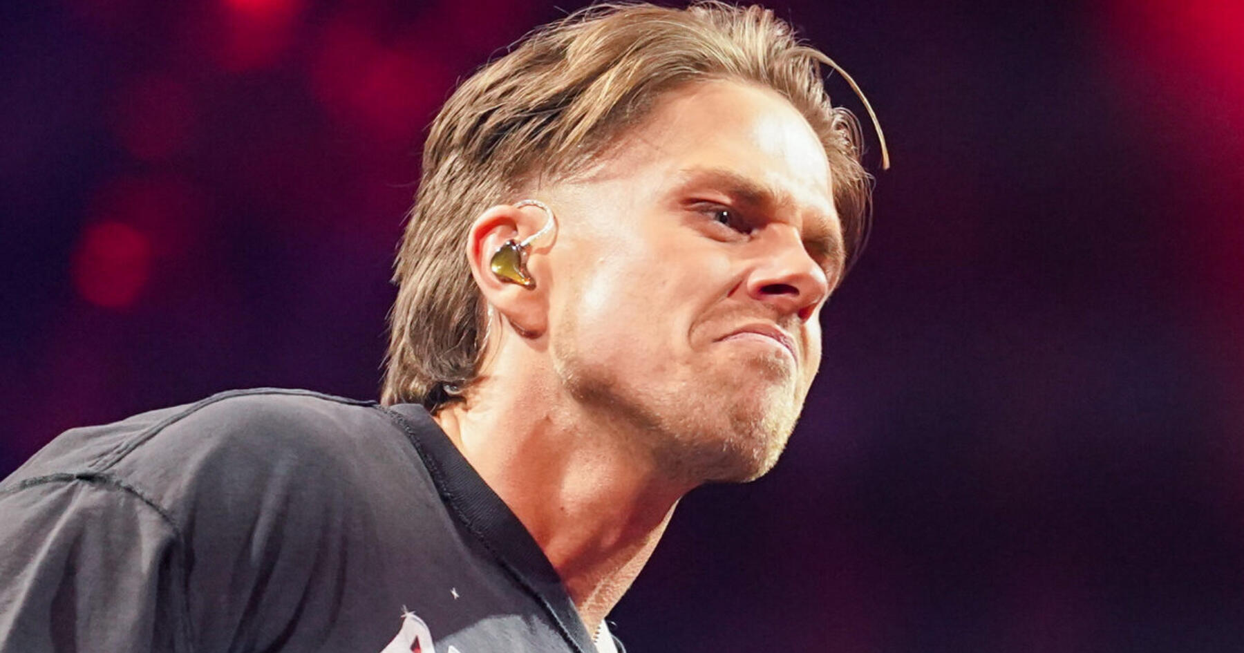 Hazes slaapt in weekend niet bij Monique: "Hecht… | KantinePraat