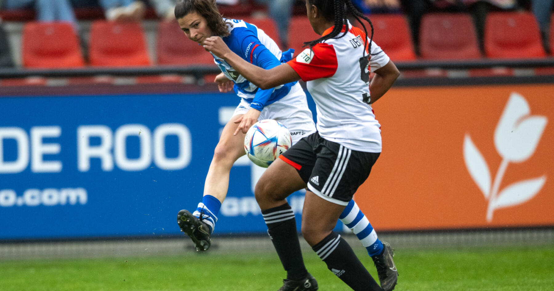 Obispo veroorzaakt penalty: "Had het eerlijk… | Vrouwenvoetbalnieuws