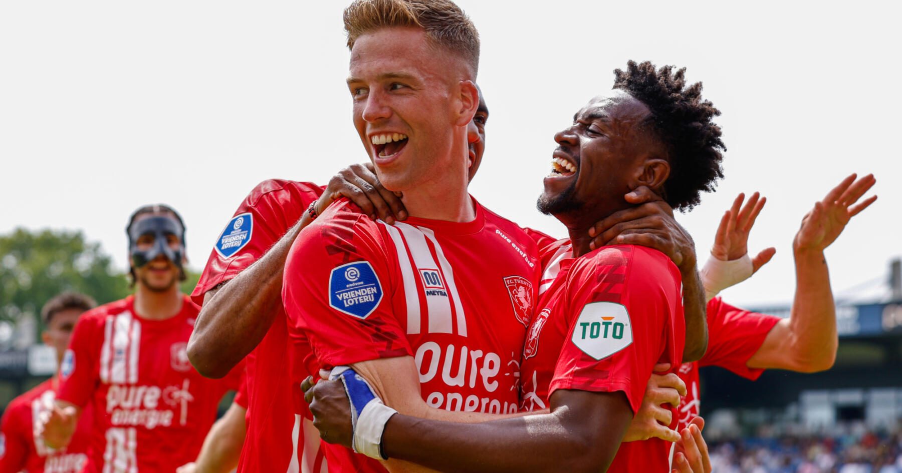'FC Twente-back Gijs Smal in de belangstelling van… | Twentefans.nl