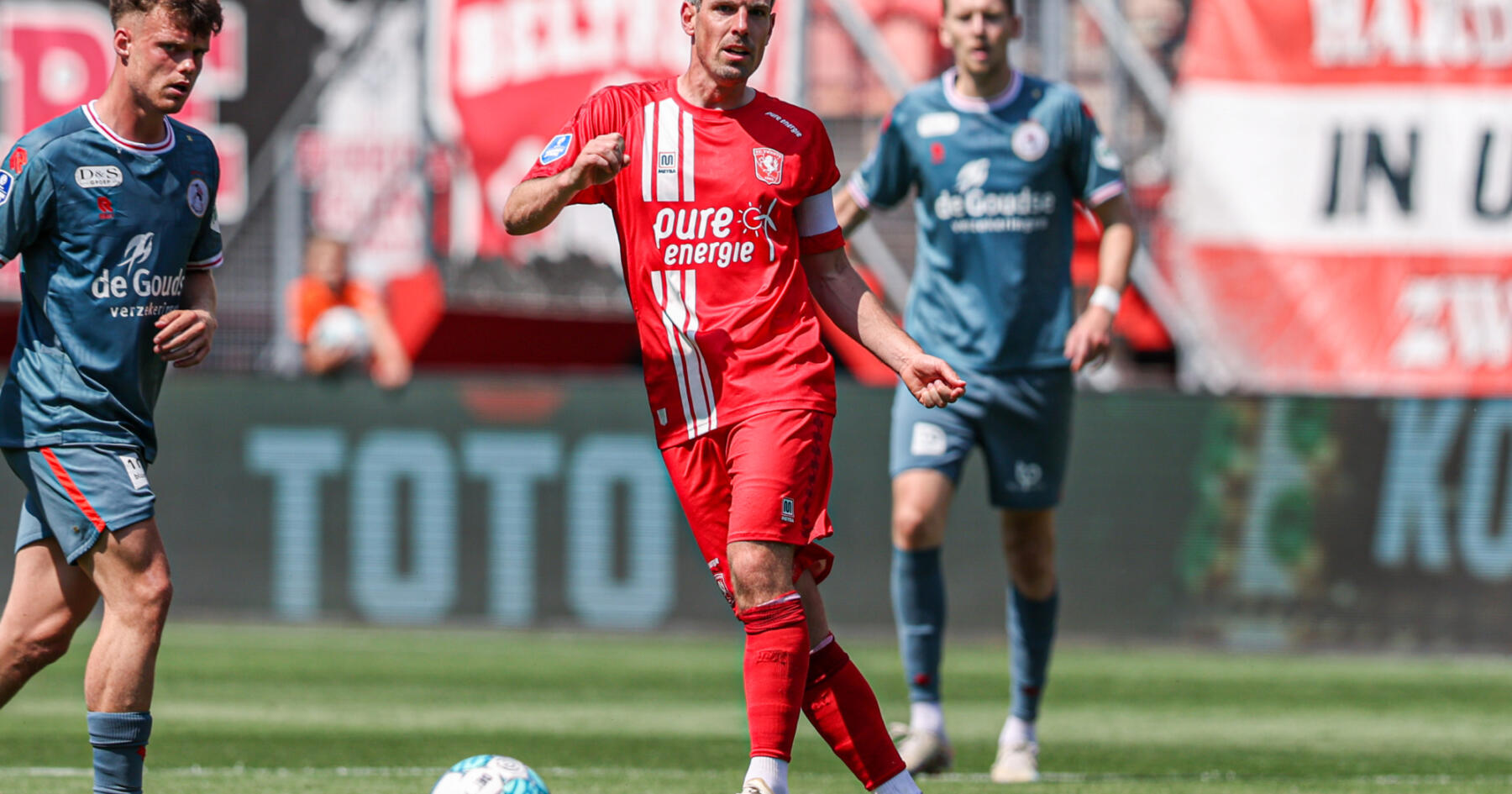 Brama voorzichtig: "Het elftal was verder dan de club… | Twentefans.nl