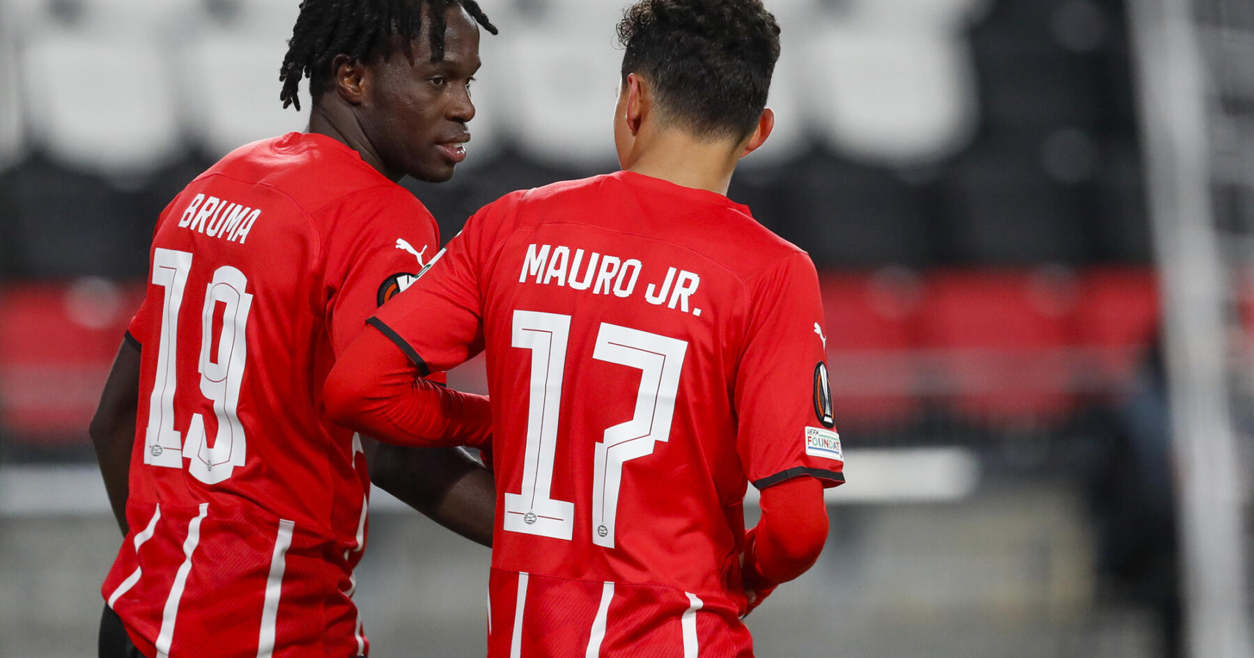 Bruma maakt indruk: "Moeten zorgen dat hij dit niveau… | PSVFans