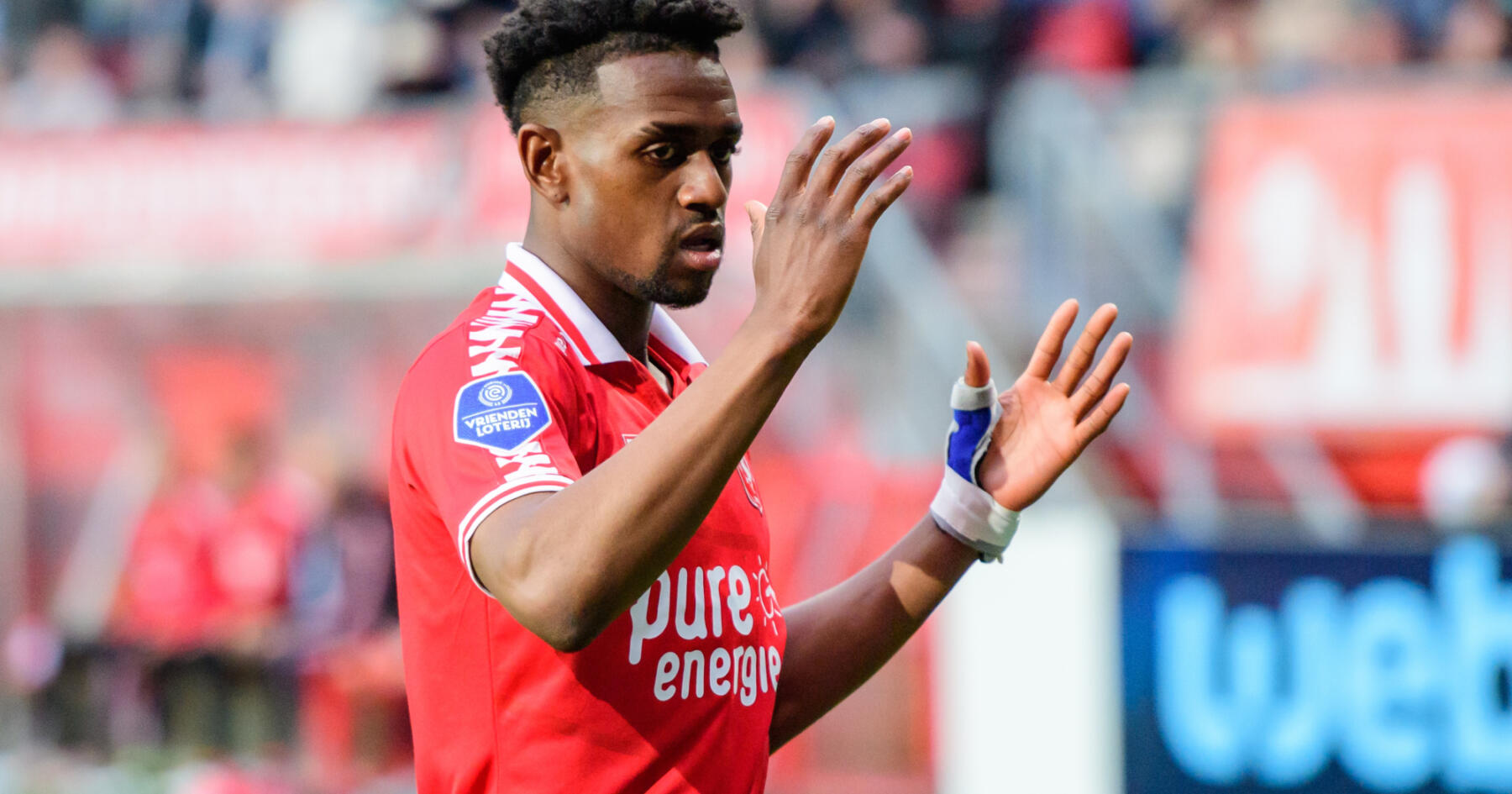 BREAKING | Jans zet Misidjan uit selectie en mist… | Twentefans.nl