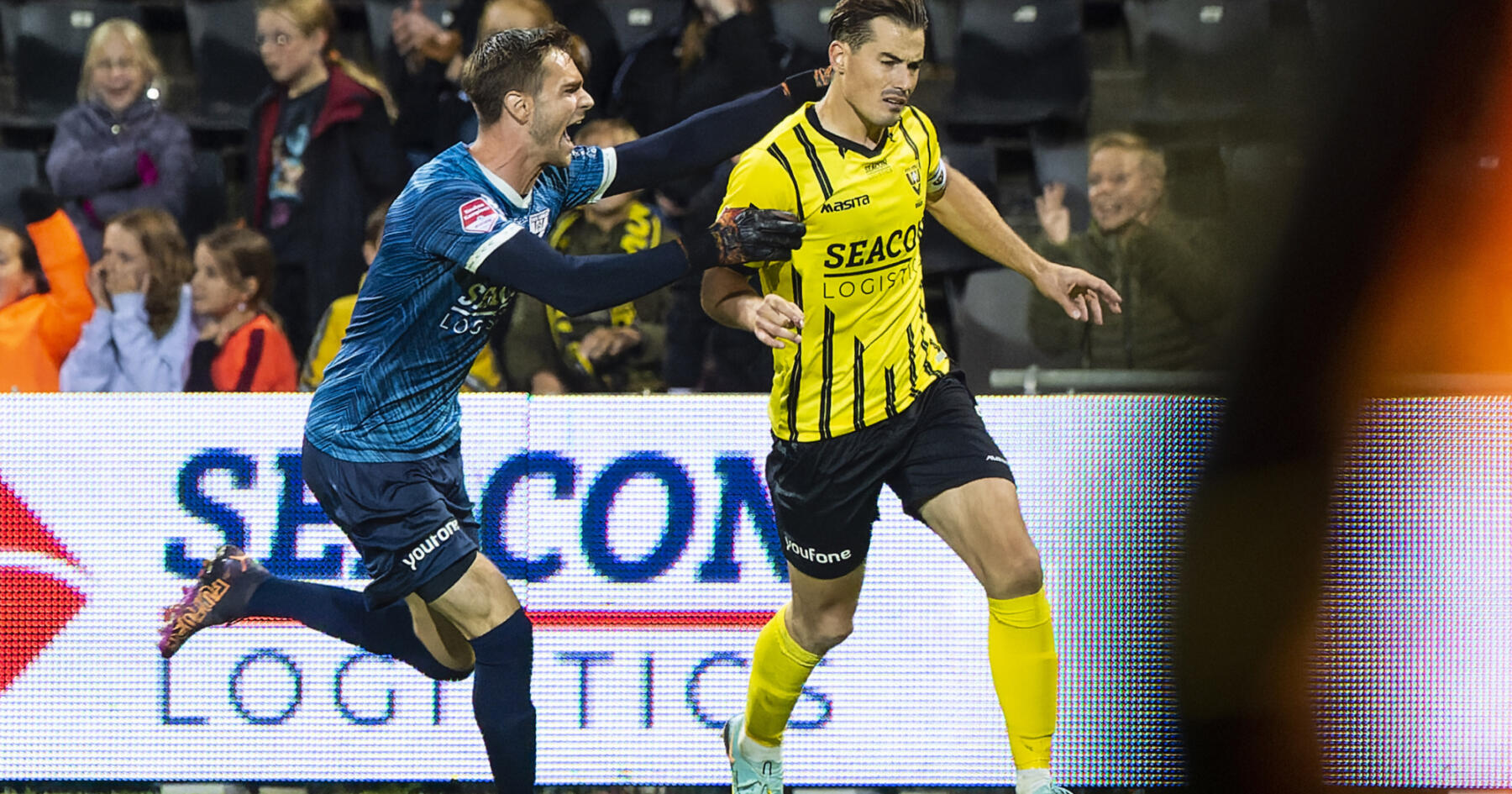 Oud-keeper FC Twente maakt basisdebuut met assist in… | Twentefans.nl