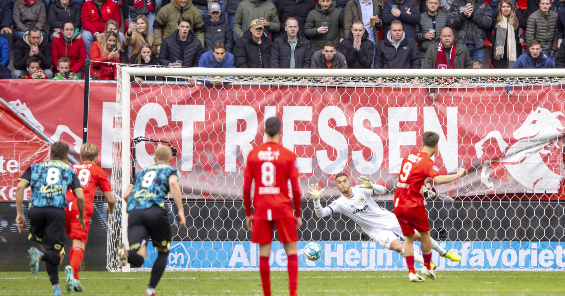 Samenvatting: FC Twente speelt gelijk tegen Go Ahead… | Twentefans.nl