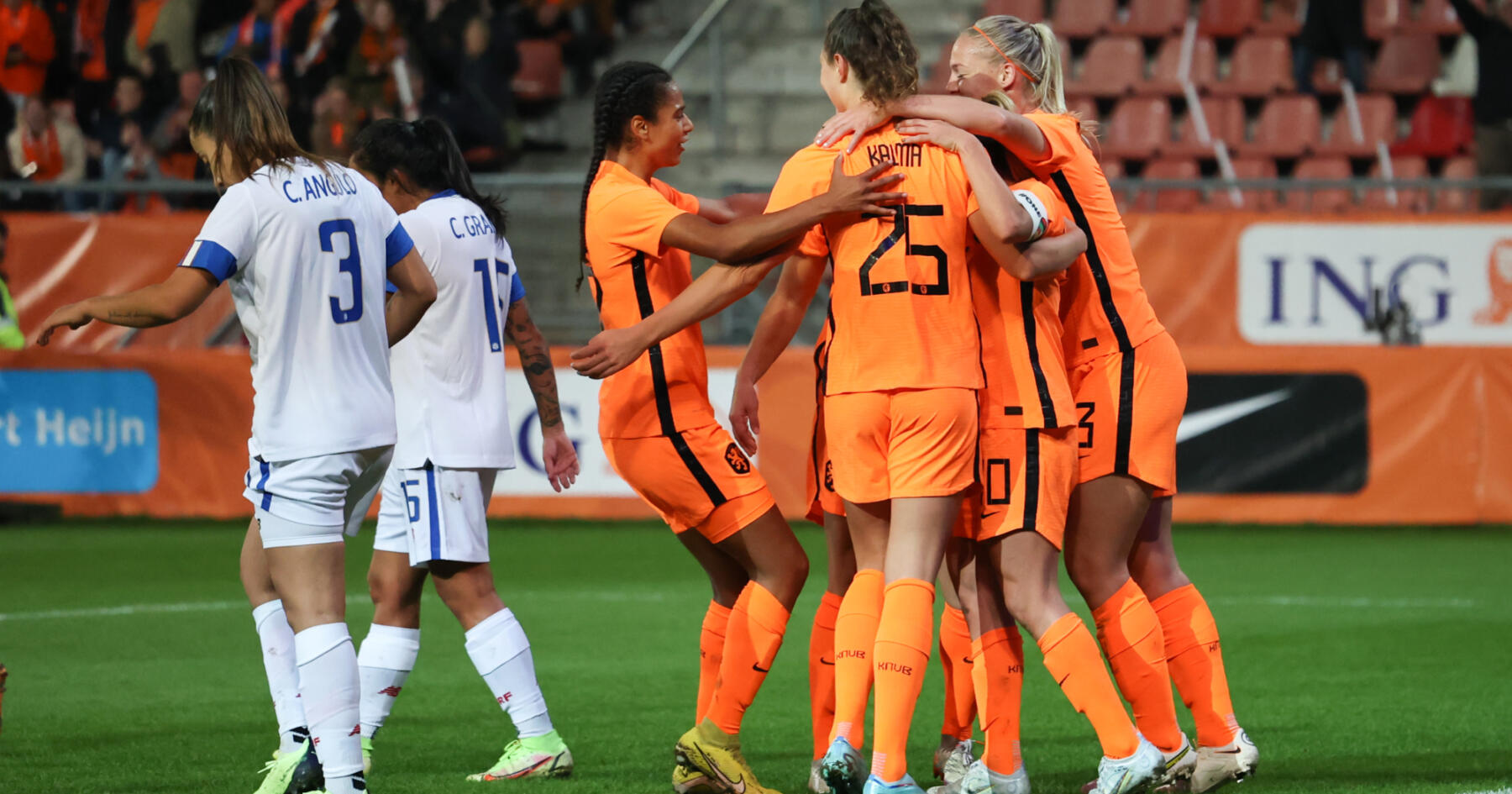 Samenvatting: Oranje kent probleemloze avond… | Vrouwenvoetbalnieuws