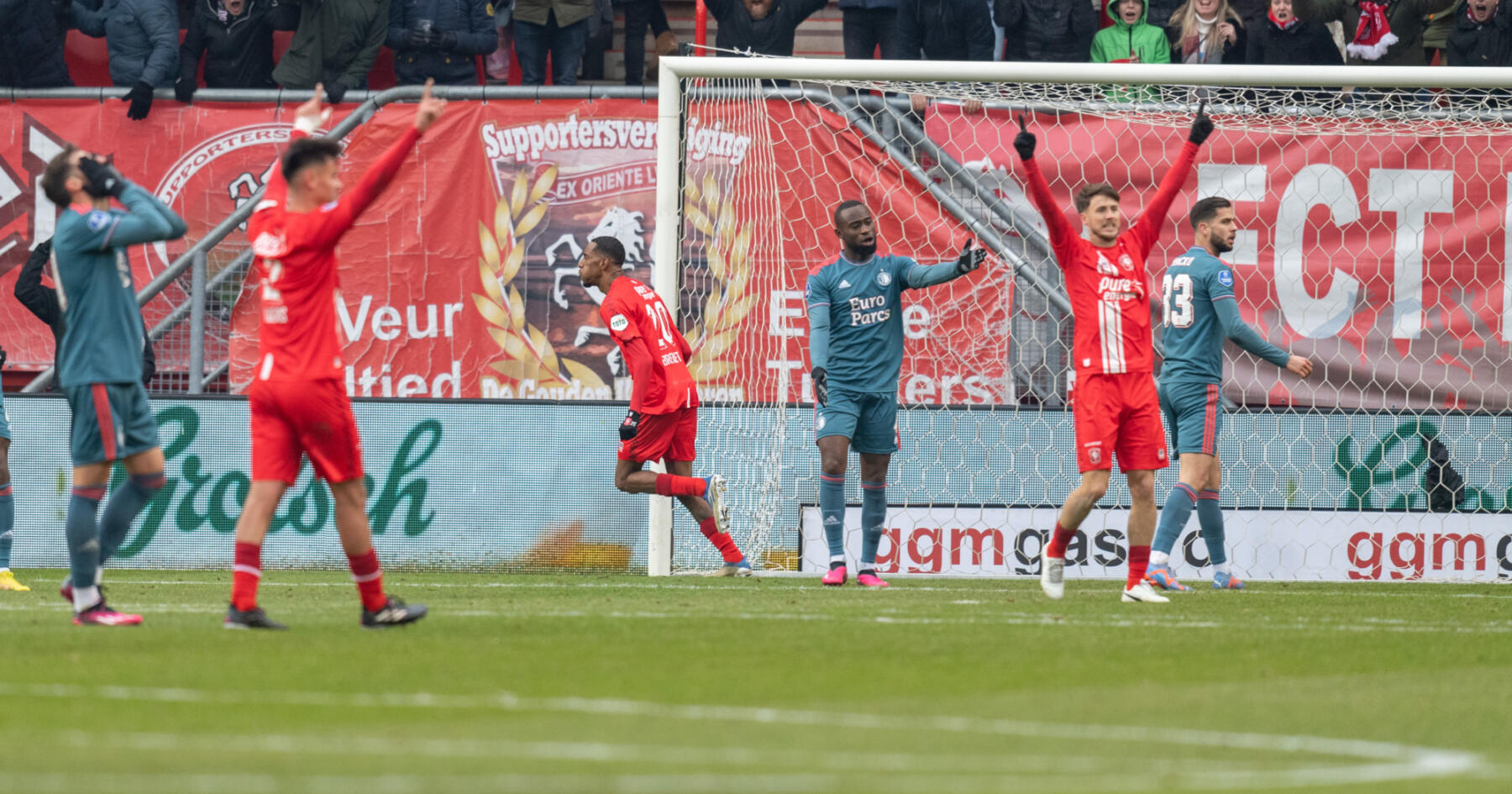 Samenvatting: FC Twente pakt punt in gevecht tegen… | Twentefans.nl