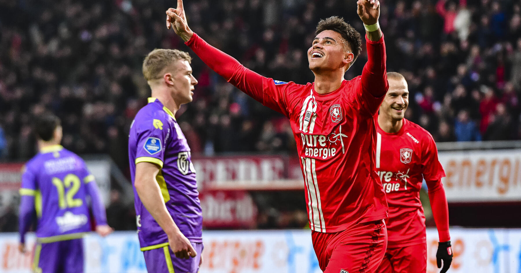 VIDEO | Samenvatting: FC Twente wint eenvoudig van FC… | Twentefans.nl