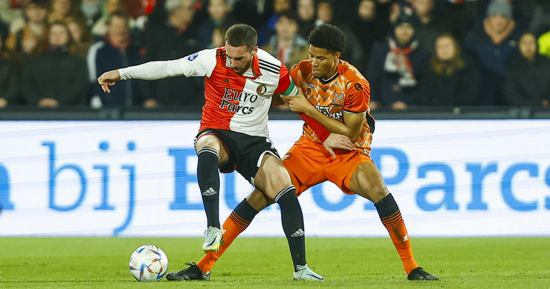 'Buitenlandse clubs tonen interesse in 21-jarig PSV-doelwit' | PSVFans