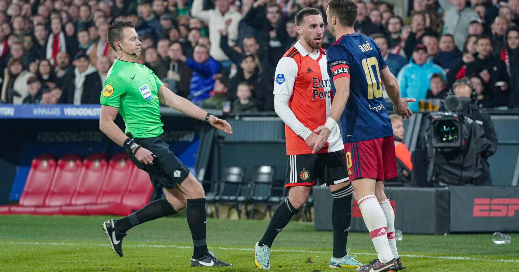 Tadic wil niets weten van 'ramadangebaar': "Oh, al… | Voetbalnieuws