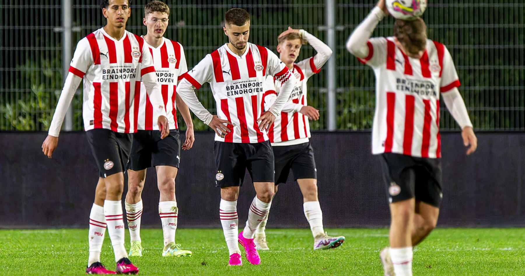 PSV-jeugdspeler naar Vitesse: "Debuut is er nooit van… | PSVFans