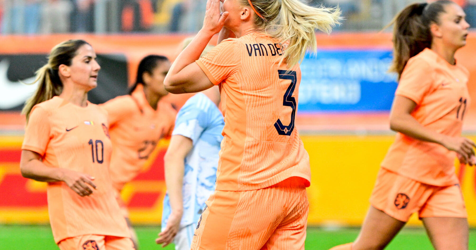 Van der Gragt baalt: "Alles goed gedaan,… | Vrouwenvoetbalnieuws