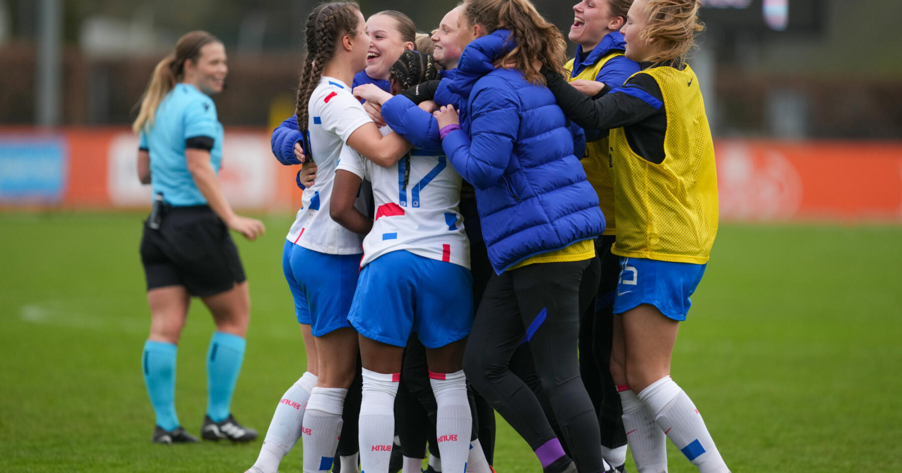Oranje O19 naar het EK: "Kaptein zou eigenlijk… | Vrouwenvoetbalnieuws