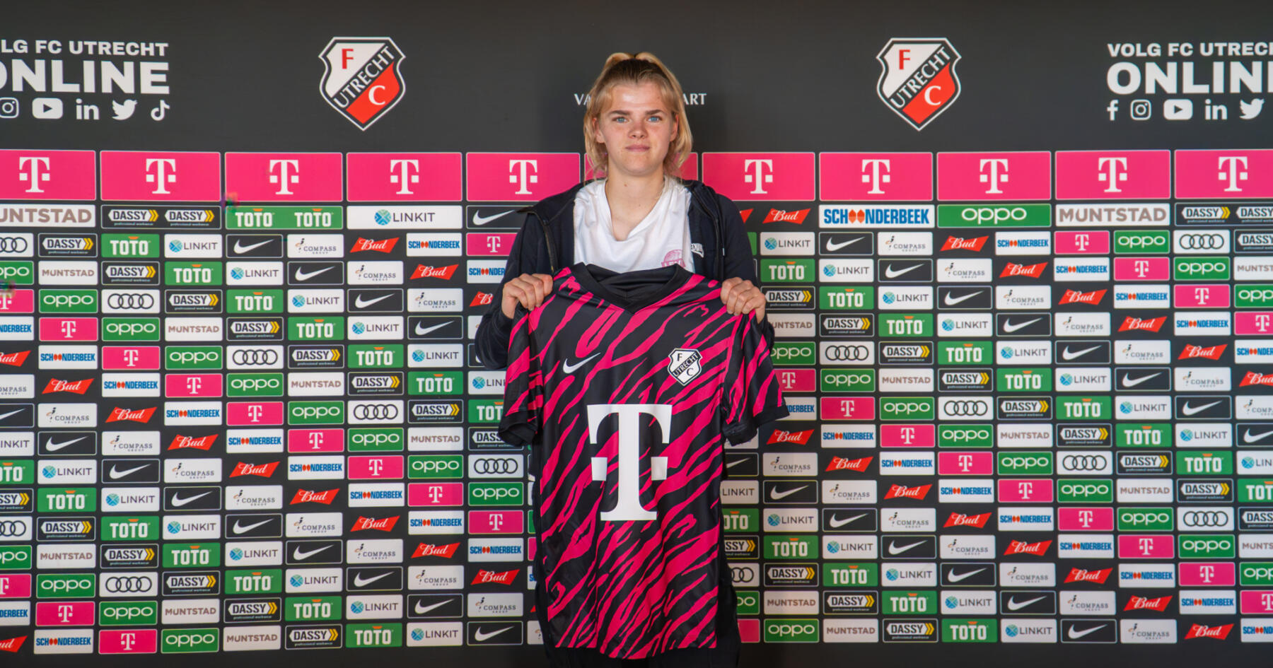 Van Straten maakt transfer: "Heb ik lang en… | Vrouwenvoetbalnieuws