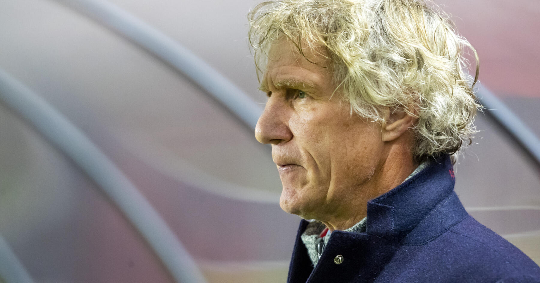 Verbeek duidelijk over toekomst: "Dat heb ik ook kenbaar… | FeanOnline