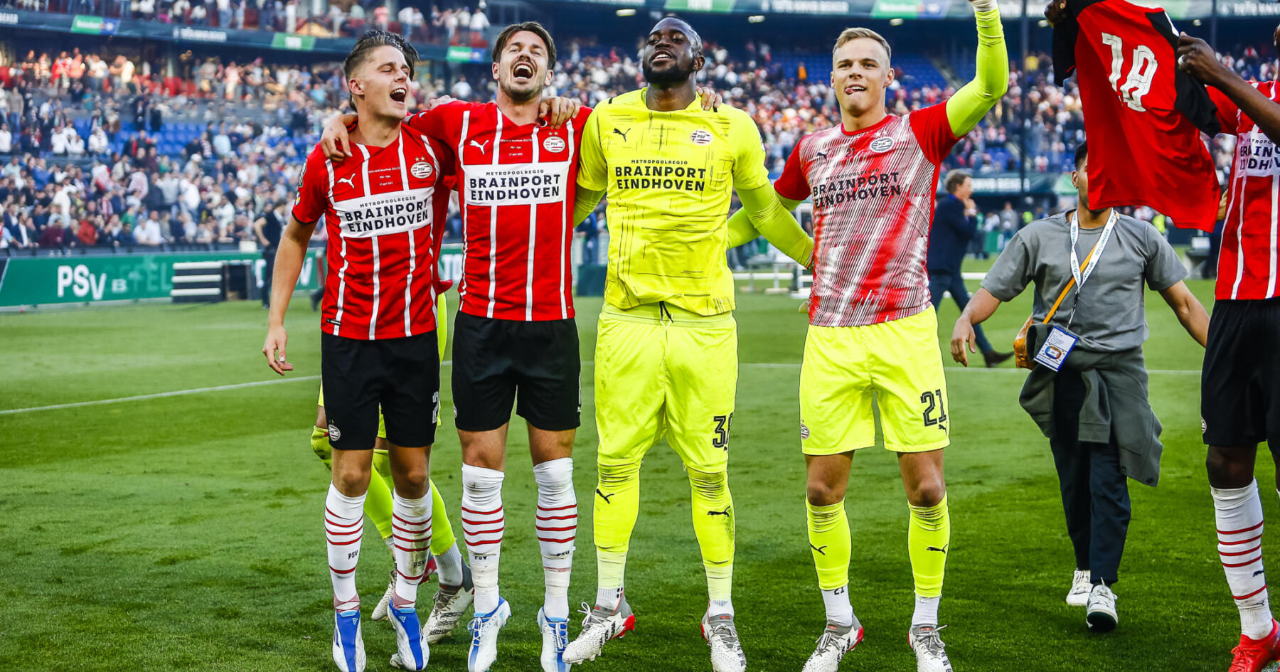 Joey Veerman tweemaal genomineerd na succesvol Europees… | PSVFans