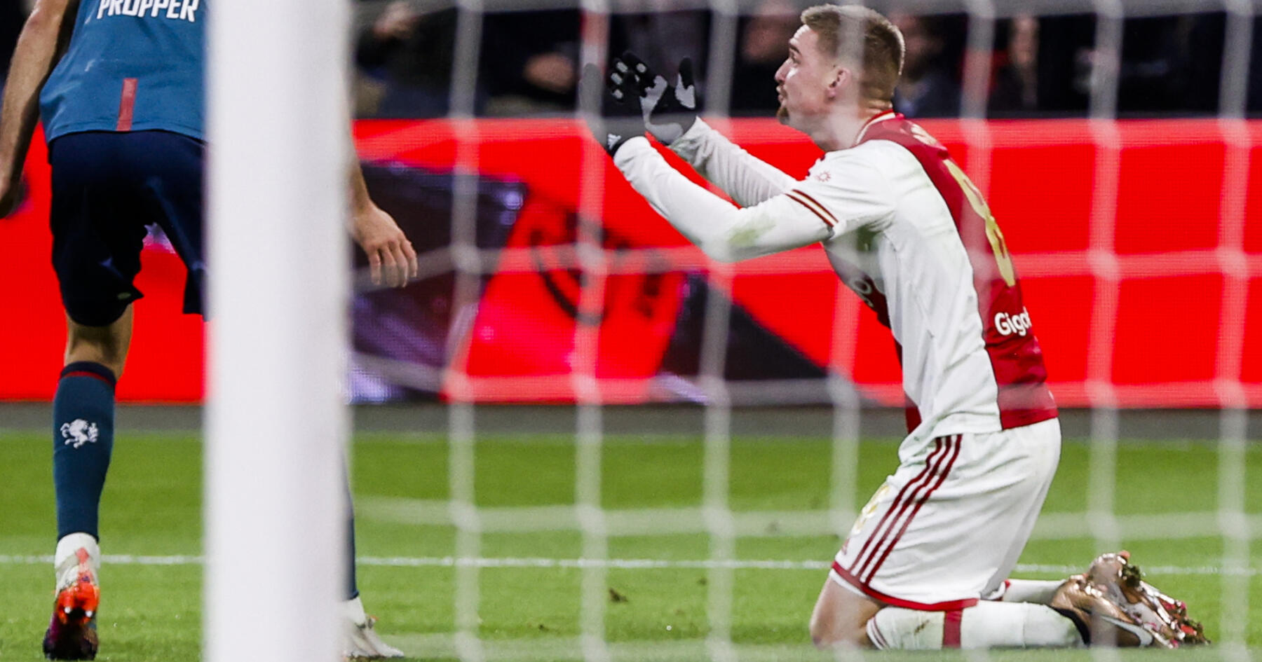 Taylor reageert na duel met FC Twente: "Ik vind het… | Twentefans.nl