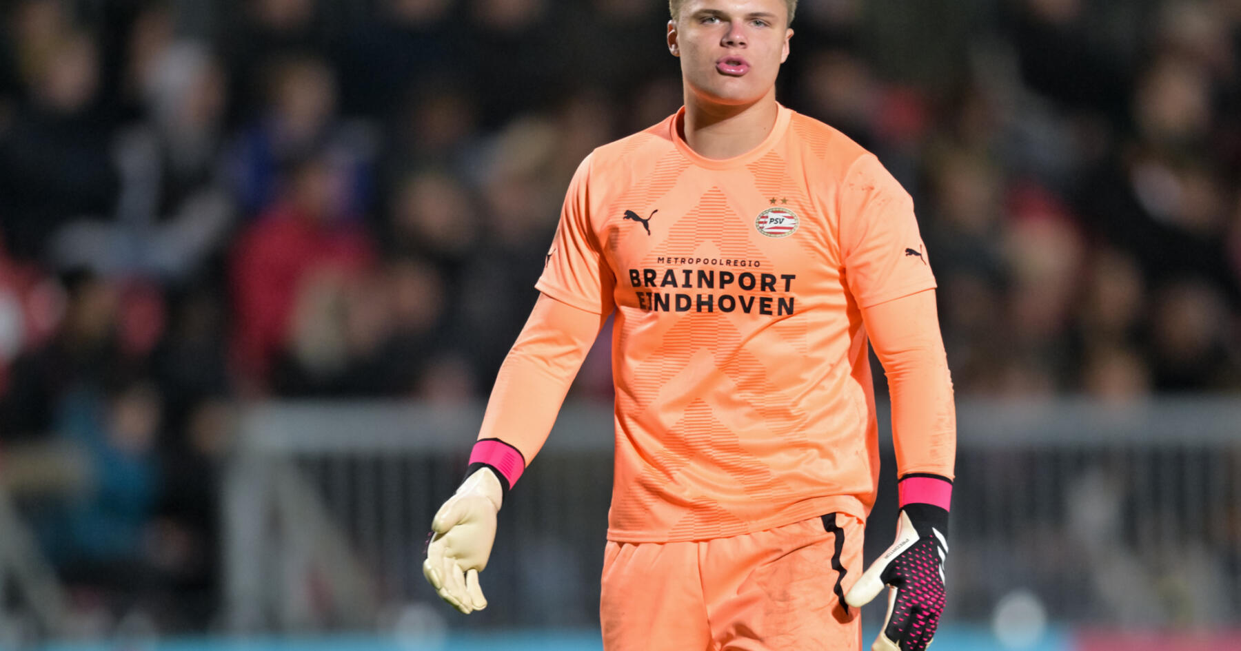 PSV-doelman valt uit: "Rentree mogelijk pas eind december… | PSVFans