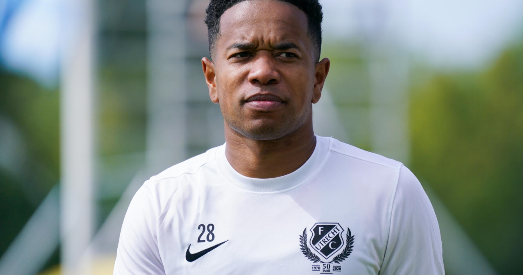 Emanuelson over PSV'er: "Heeft er maling aan tegen wie hij… | PSVFans
