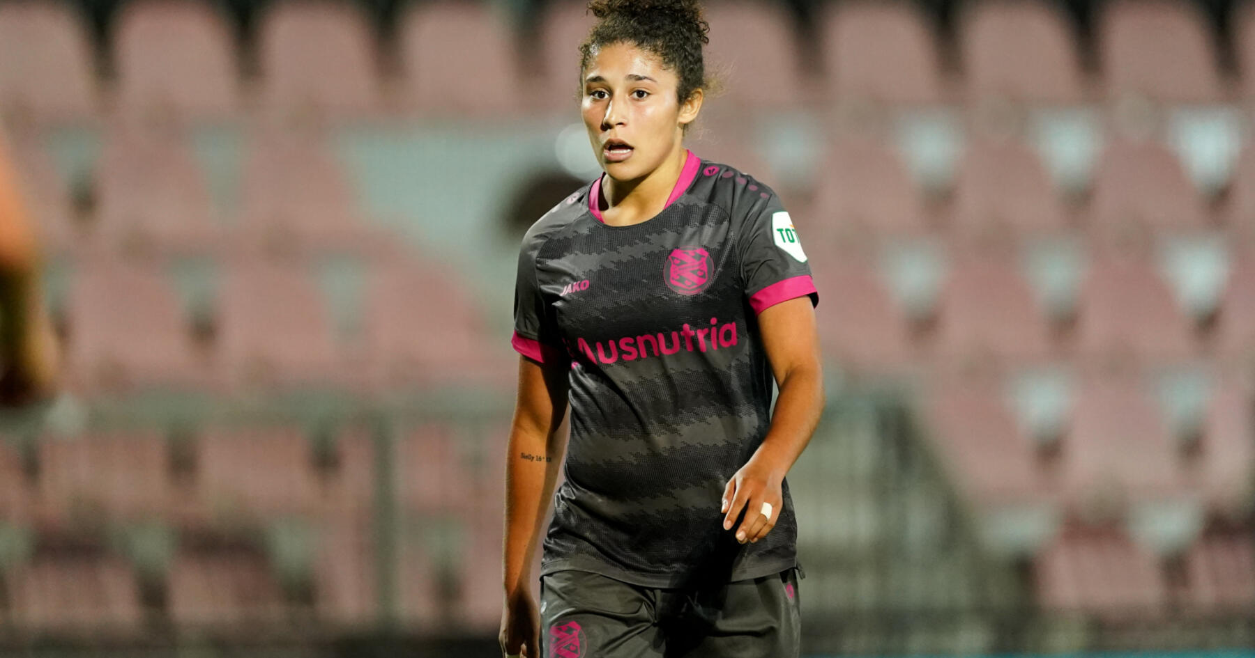 Ripa enige debutant in definitieve selectie… | Vrouwenvoetbalnieuws