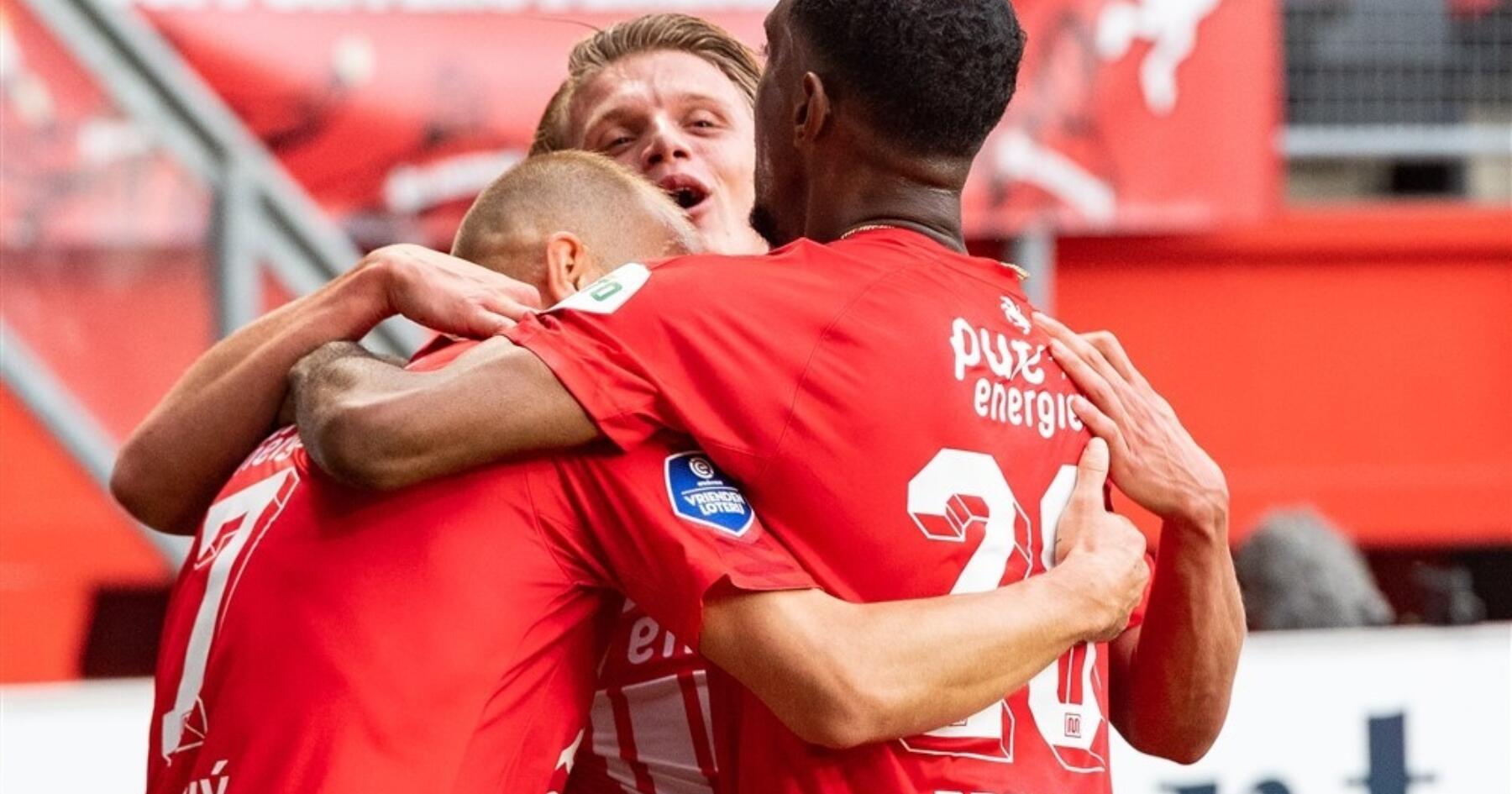 Wow! Vier FC Twente-uitblinkers in 'Elftal van de… | Twentefans.nl
