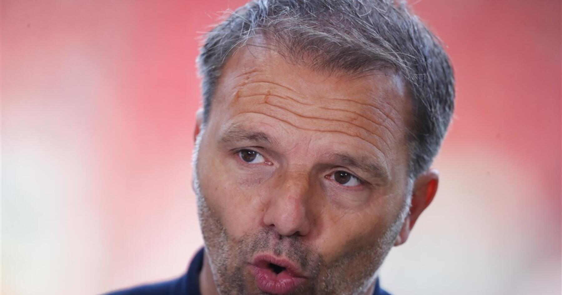 Sem Steijn op de bank bij FC Twente: "Ja, dat is wel… | Twentefans.nl