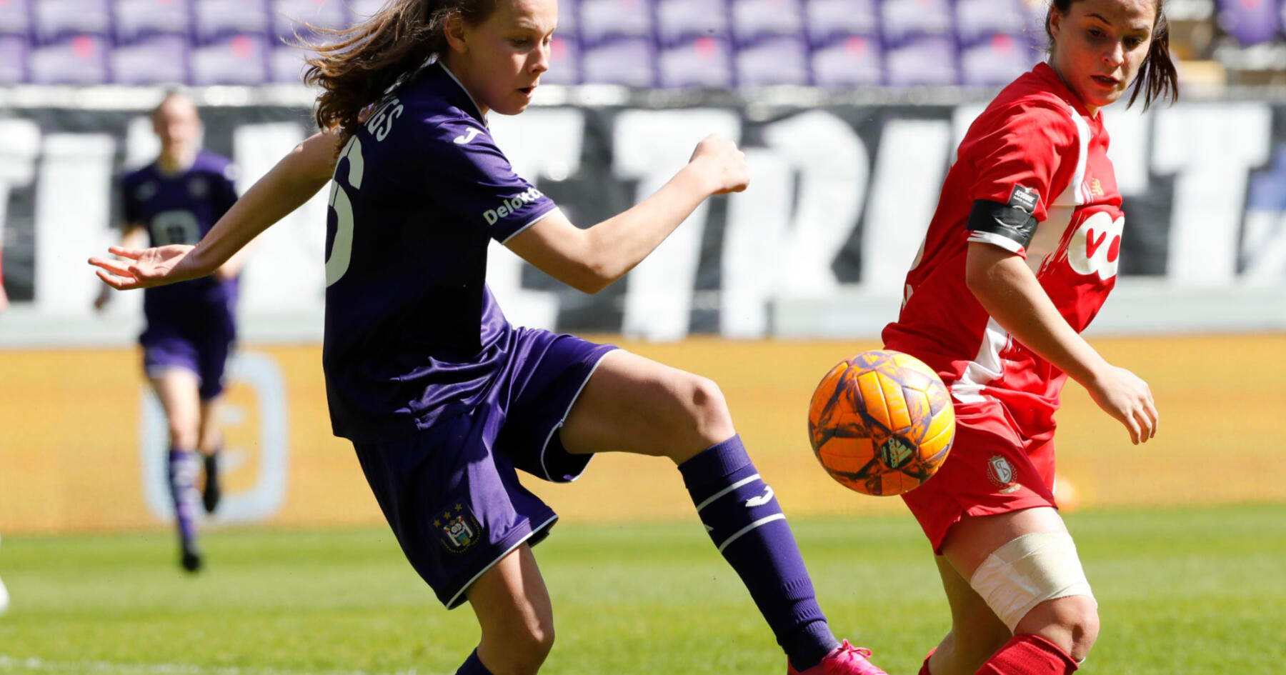 FC Twente Vrouwen neemt afscheid van naar België… | Twentefans.nl