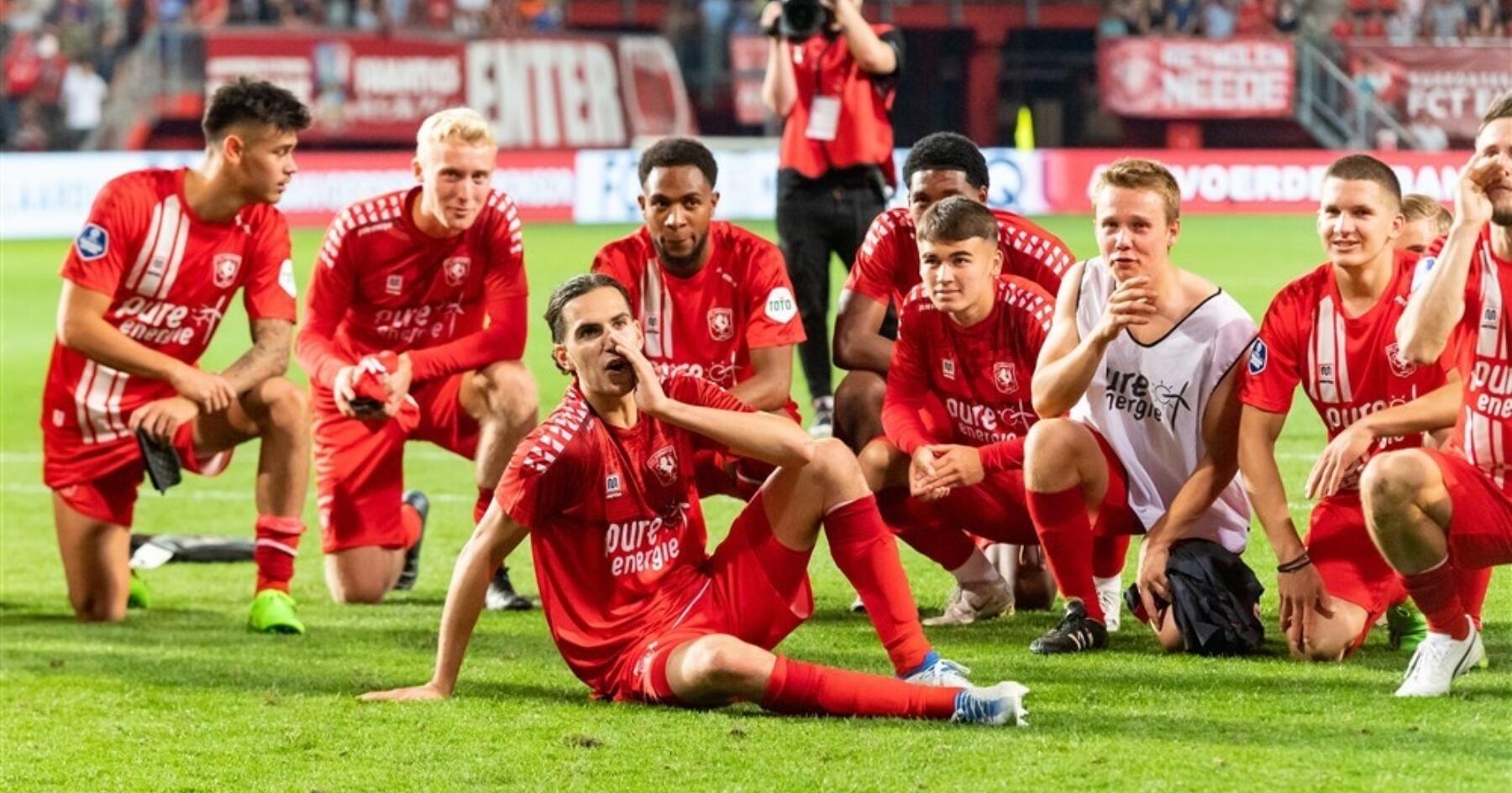 Zerrouki blij met steun van FC Twente-fans: "Dat deed… | Twentefans.nl